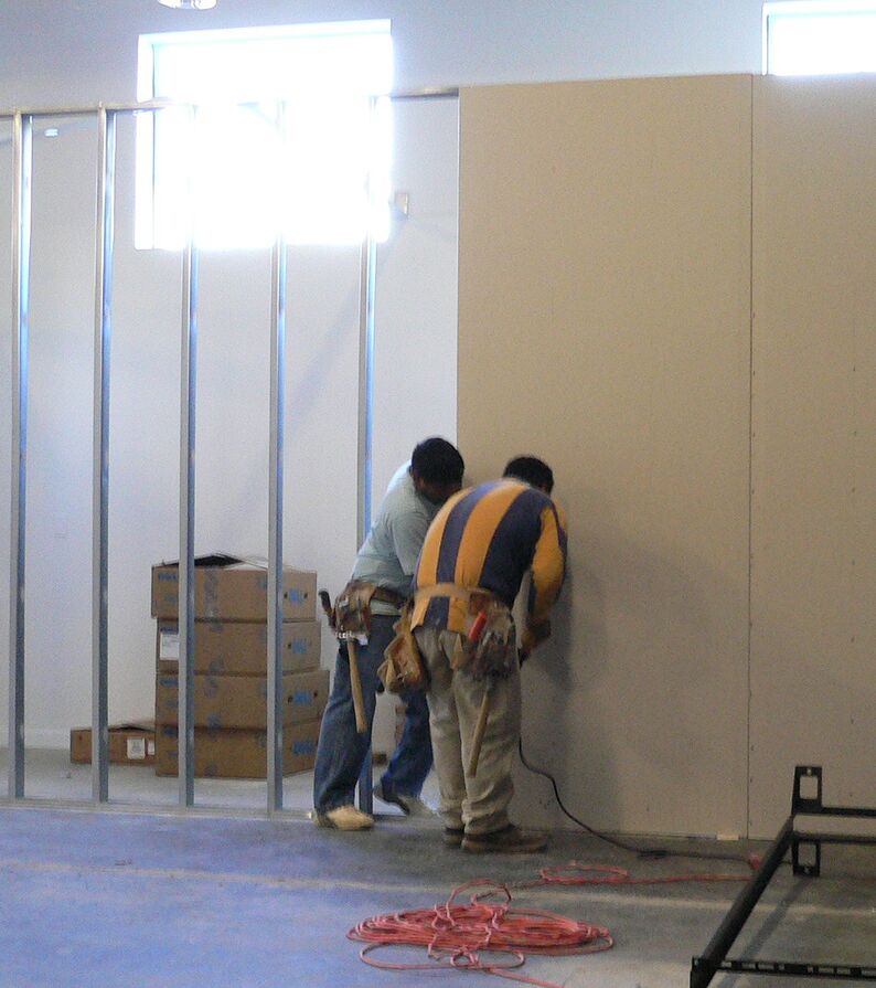 Commercial Drywall & Ceiling Services in the USA | Retail Fix It